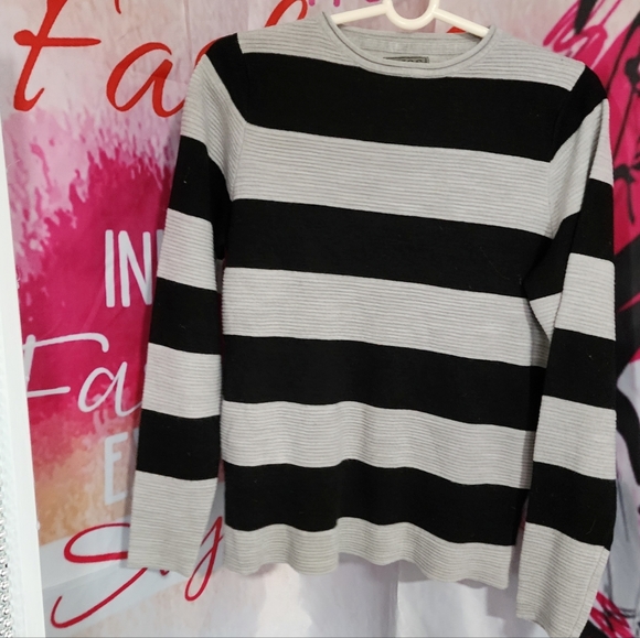XIOS | Sweaters | Xios Boys Sweater | Poshmark